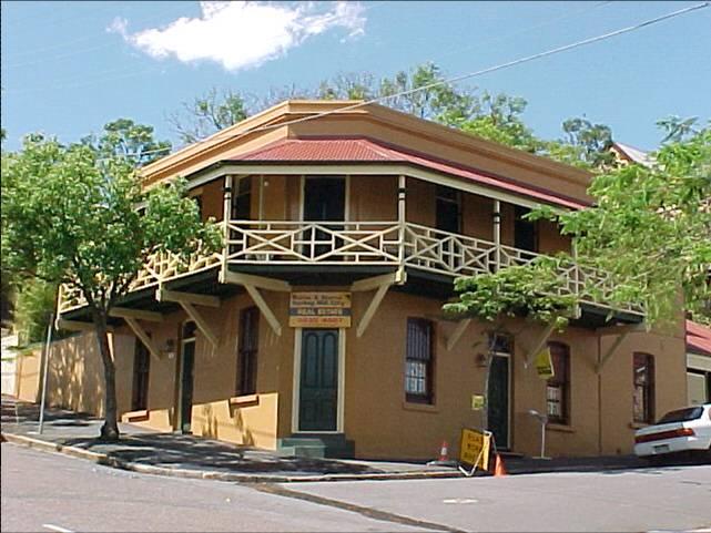 Spring Hill Tavern (former) | Heritage Places